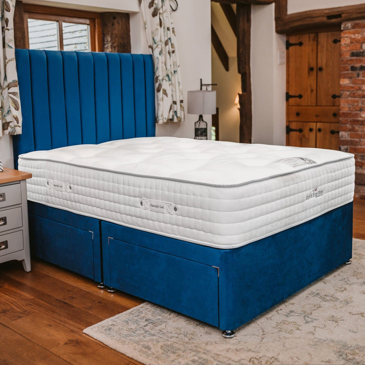 Sophia Briar-Rose Noemie 1000 Pocket Sprung Cotton Divan Bed Set ...